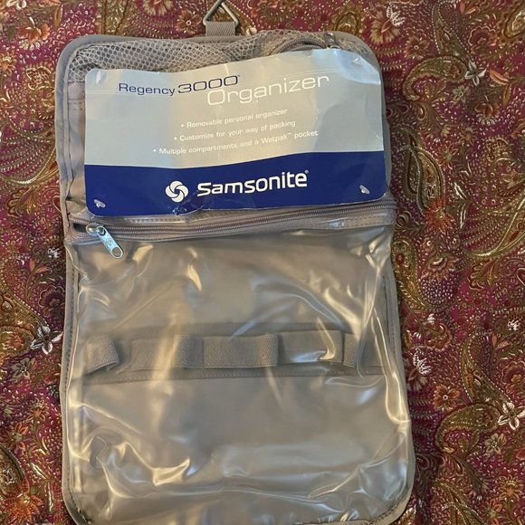 Samsonite | Storage & Organization | New Samsonite Toiletry Bag With ...